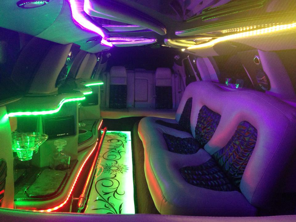 Limo Phantom Classic with Lambo Doors – Limo Lebanon